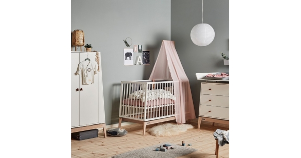 LEANDER LUNA WHITE